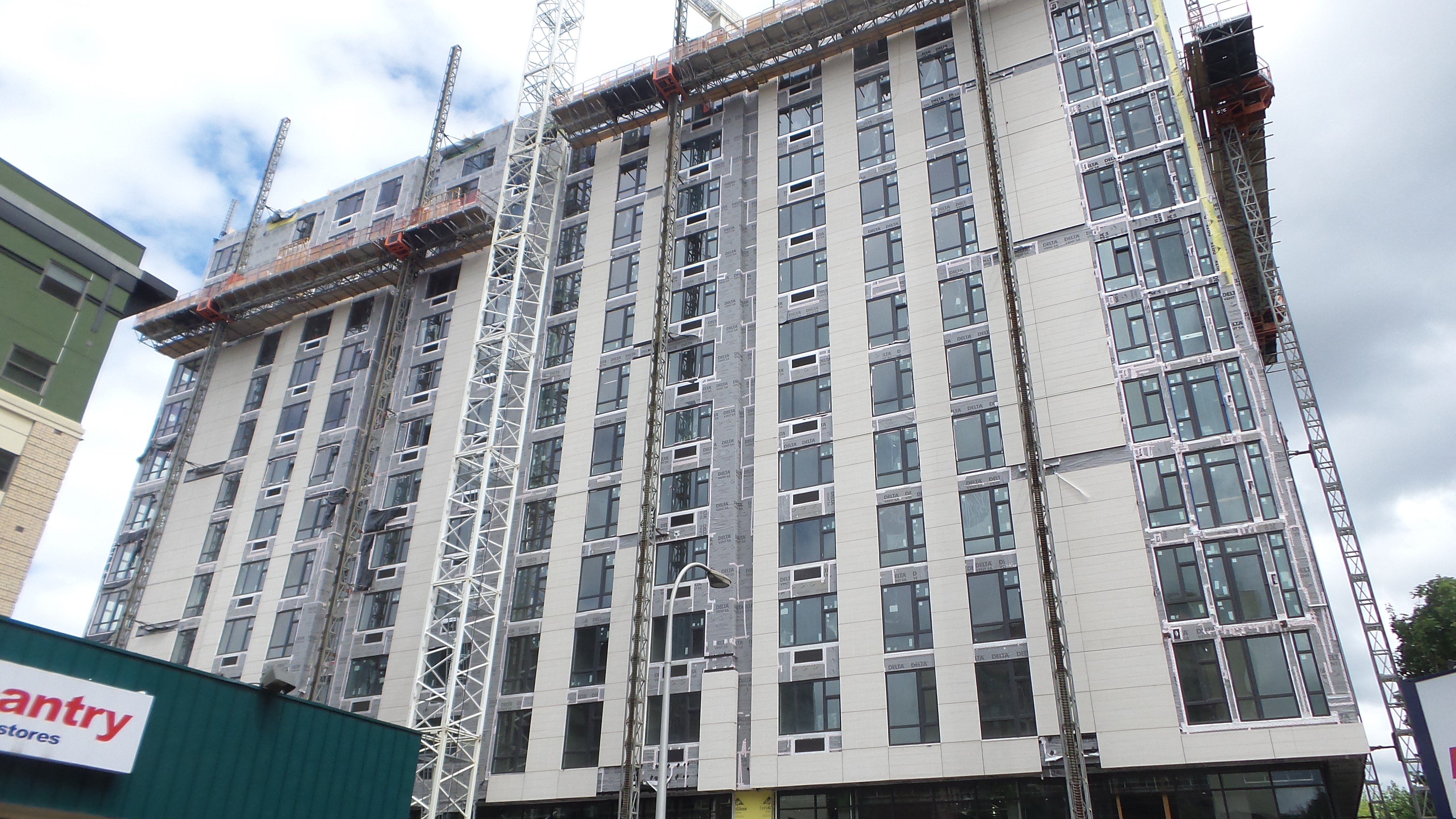 Sky3 Apartments | Dörken Systems Inc. - DELTA®